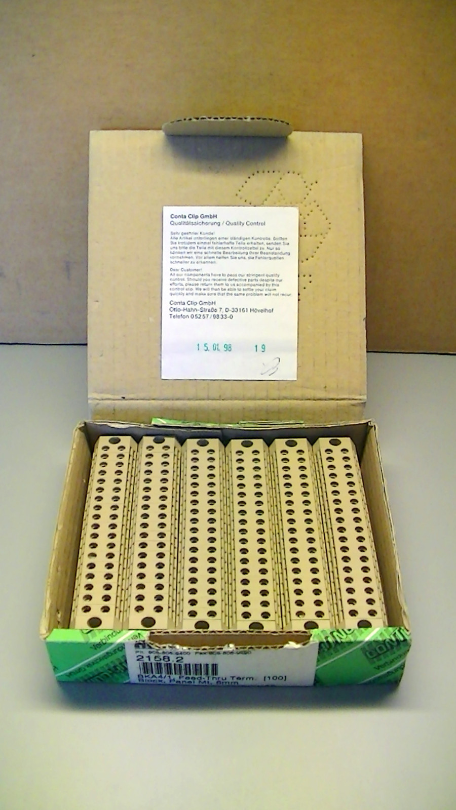 CONTA-CLIP BKA4/1 FEED-THRU TERMINALS (100) BLOCK, PANEL MT. 6mm beige ...