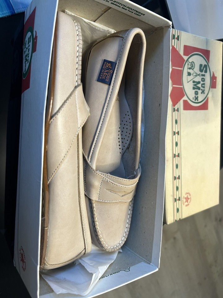 Made in USA Sioux Mox By Tru-Stitch Tan Leather shoes Size 9 Narrow | eBay
