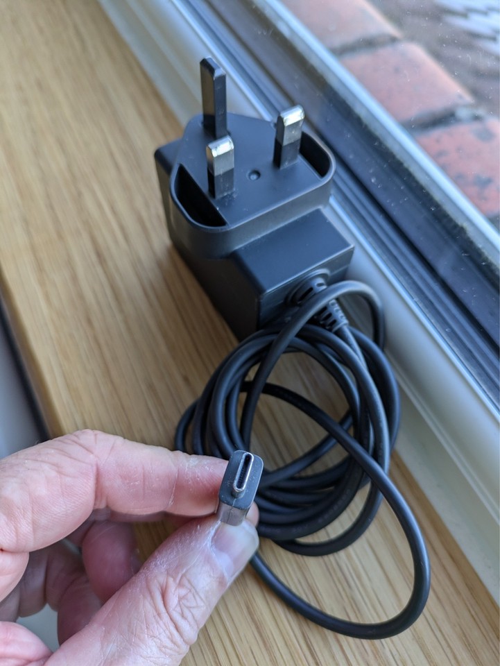 Genuine Nintendo Switch / Switch Lite power supply adaptor charger I ...