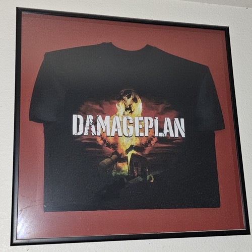 VTG 2004 Framed Dimebag Darrell Autographed Damageplan Concert Shirt ...