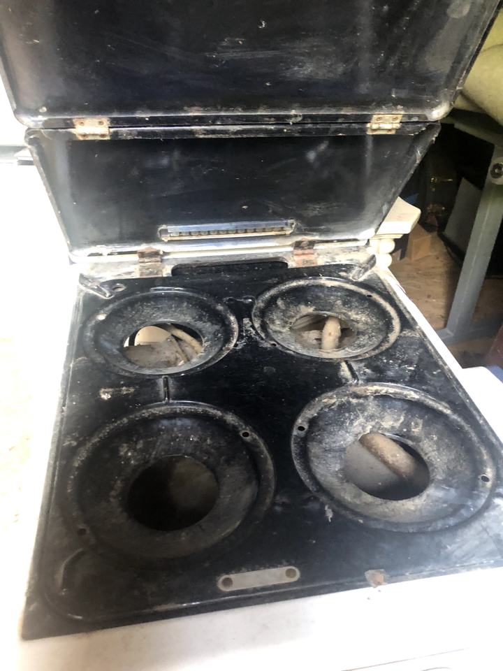 Vintage Apartment Sized Gas Stove/ works. good prop | eBay