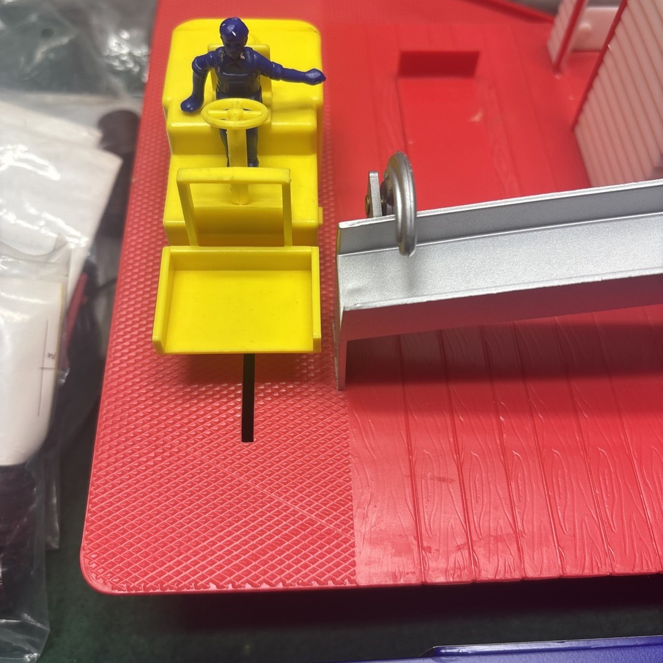 O O27 K Line Nabisco Working Loading Dock, Open Car, Plastic Track ...