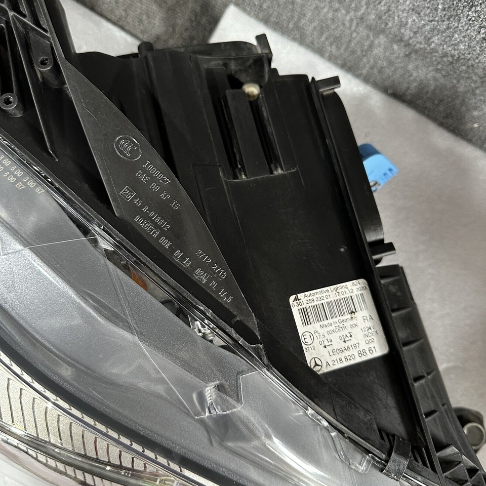 Mercedes Benz CLS500 CLS550 CLS63AMG W218 left & Right LED Headlights ...