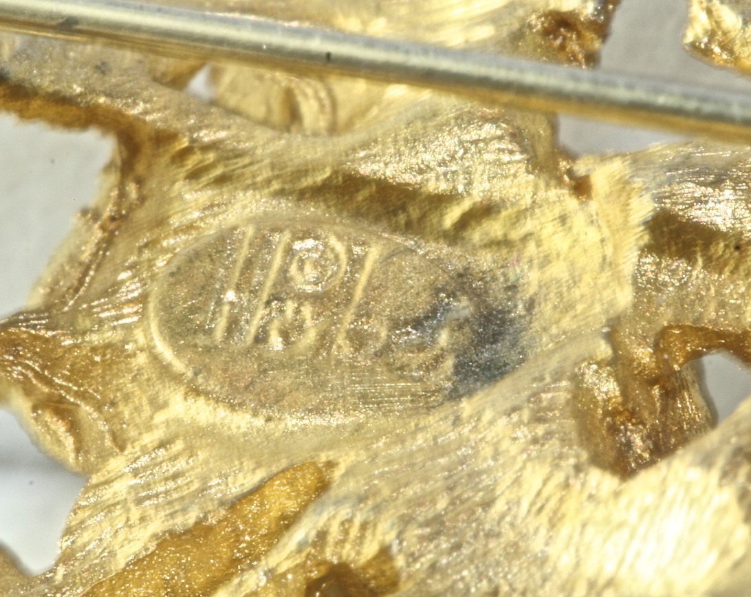 VINTAGE HOBE RHINESTONE FLOWER URN PIN BROOCH | eBay