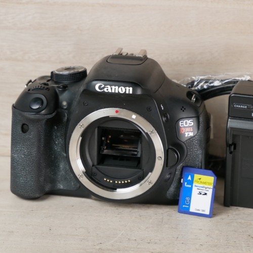 Canon EOS Rebel T3i 18MP DSLR Camera Body *SHUTTER 47,755* Tested See ...