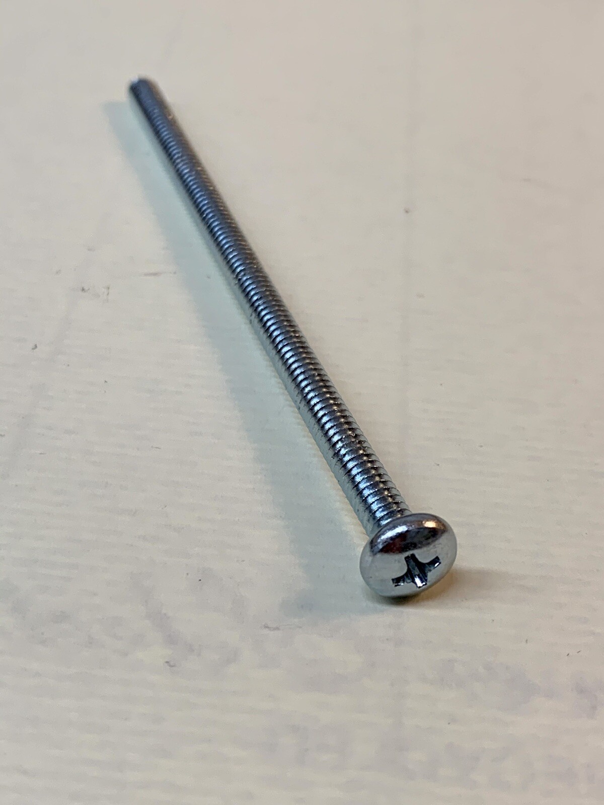 10-24 X 4 Pan Long Machine Screw Steel round 10/24 3/16 Full Thread ...