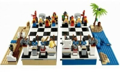 New in box LEGO Set 40158 Classic PIRATES CHESS SET 20 MINIFIGURES Game ...