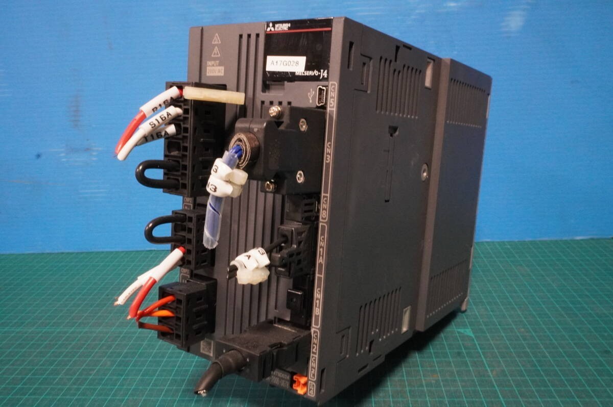 Mitsubishi MR-J4-200B-U678 Servo Driver US Free TAX From Actual Machine ...