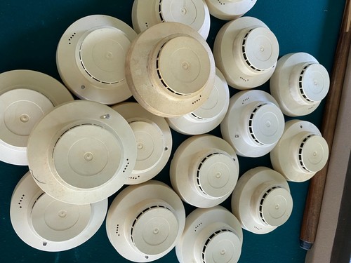 SIEMENS CERBERUS PYROTRONICS ILP-1 SMOKE DETECTOR | eBay