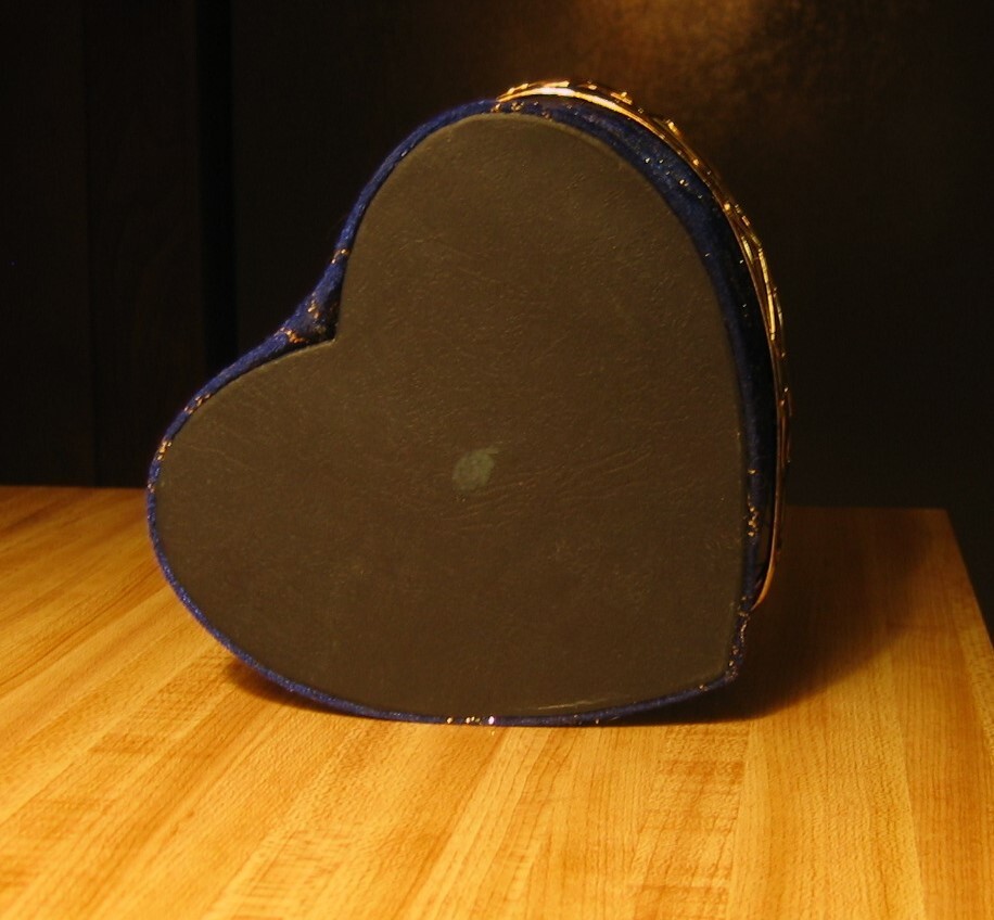 Blue Velvet Heart Keepsake Box with Gold Cherubs, Angels and Stars | eBay