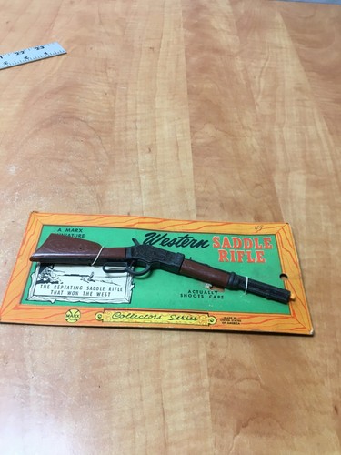 Vintage 1960’s Marx Miniature Toy Gun w/ Original Card Western Saddle ...