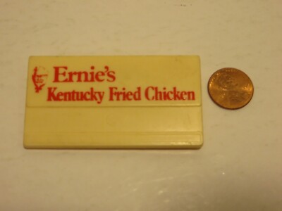 ERNIE'S KFC KENTUCKY FRIED CHICKEN PIN BUTTON EMPLOYEE BADGE UNIFORM ...