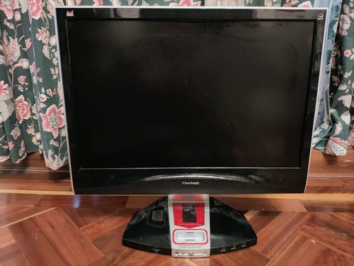 ViewSonic 22" Inch Widescreen VGA DVI LCD Monitor with Multimedia Base ...