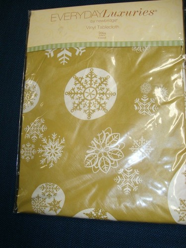 NEW NEWBRIDGE Vinyl Flannel backed 10307 SONOMA Snowflake TABLECLOTH 70 ...