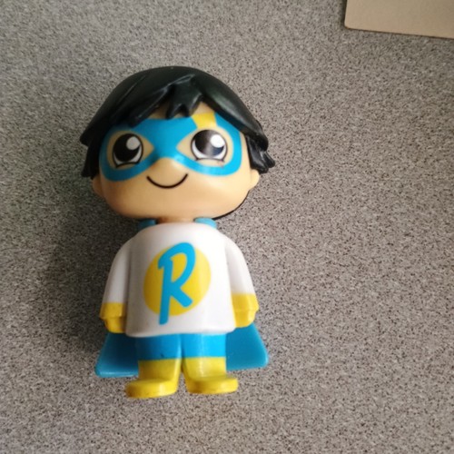Ryan's World Mystery Microverse "Blue Titan Ryan" Micro Figure Toy | eBay