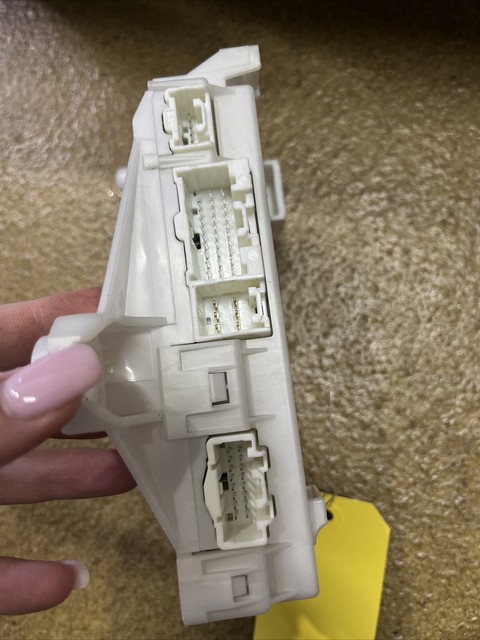 2010 Mazda 6 Body Computer Control Module BCM BCU OEM GEA167560B for ...