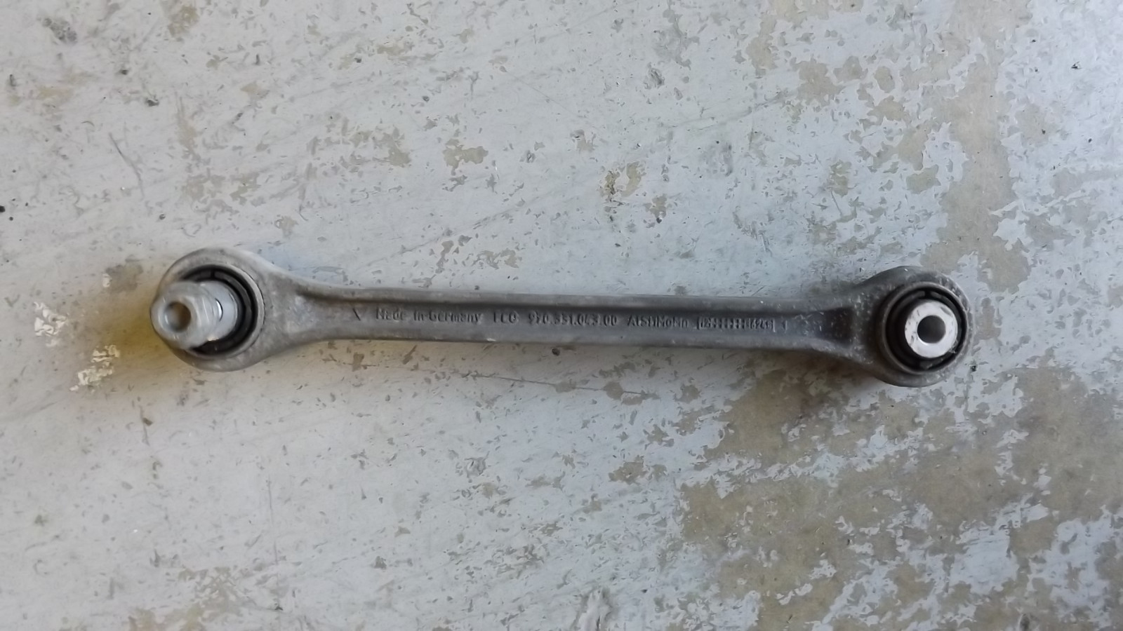 2010 Porsche Panamera Turbo 970 (1) Rear Upper Outer Control Arm ...