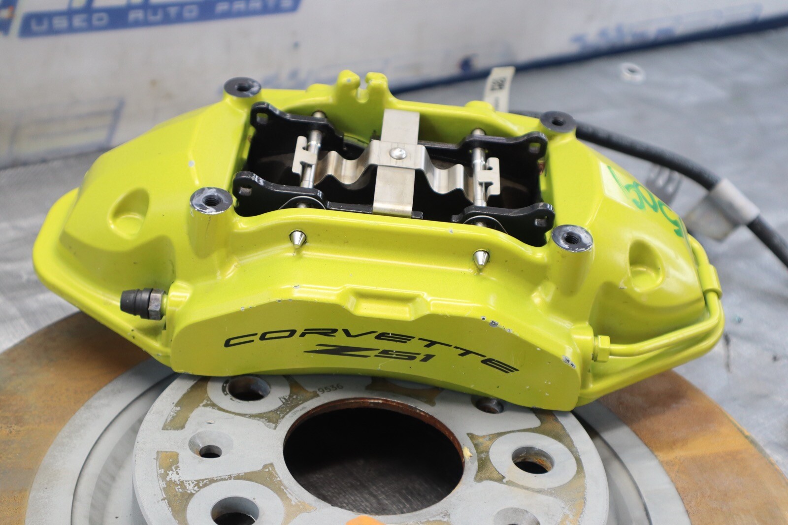 2020 CHEVROLET CORVETTE 2LT C8 Z51 OEM YELLOW BREMBO BRAKE CALIPERS ...