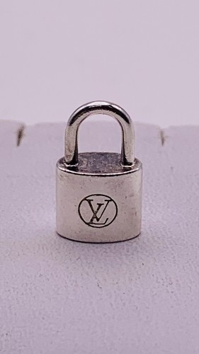 louis vuitton silver lock - Gem