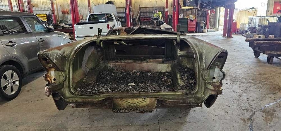 1957 PONTIAC REAR AXLE ASSEMBLY 3.23 OPEN CODE-9 1107173 | eBay