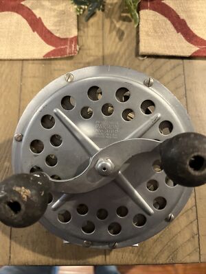 Other - Pflueger Pakron