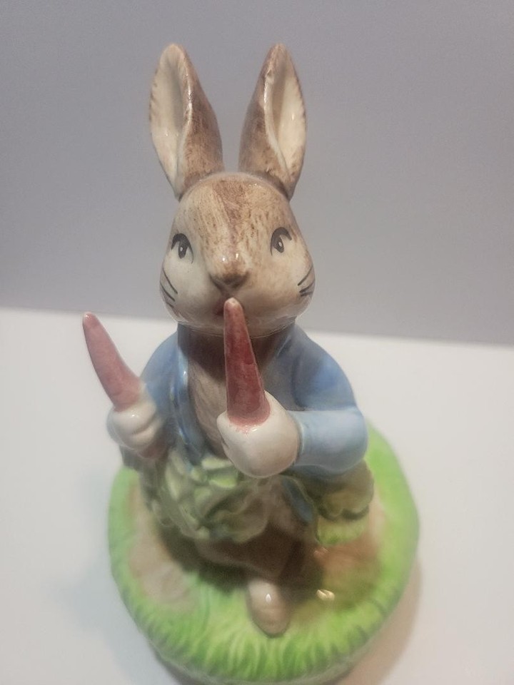 Vintage Schmid Beatrix Potter Peter Rabbit Music Box "It's A Small ...