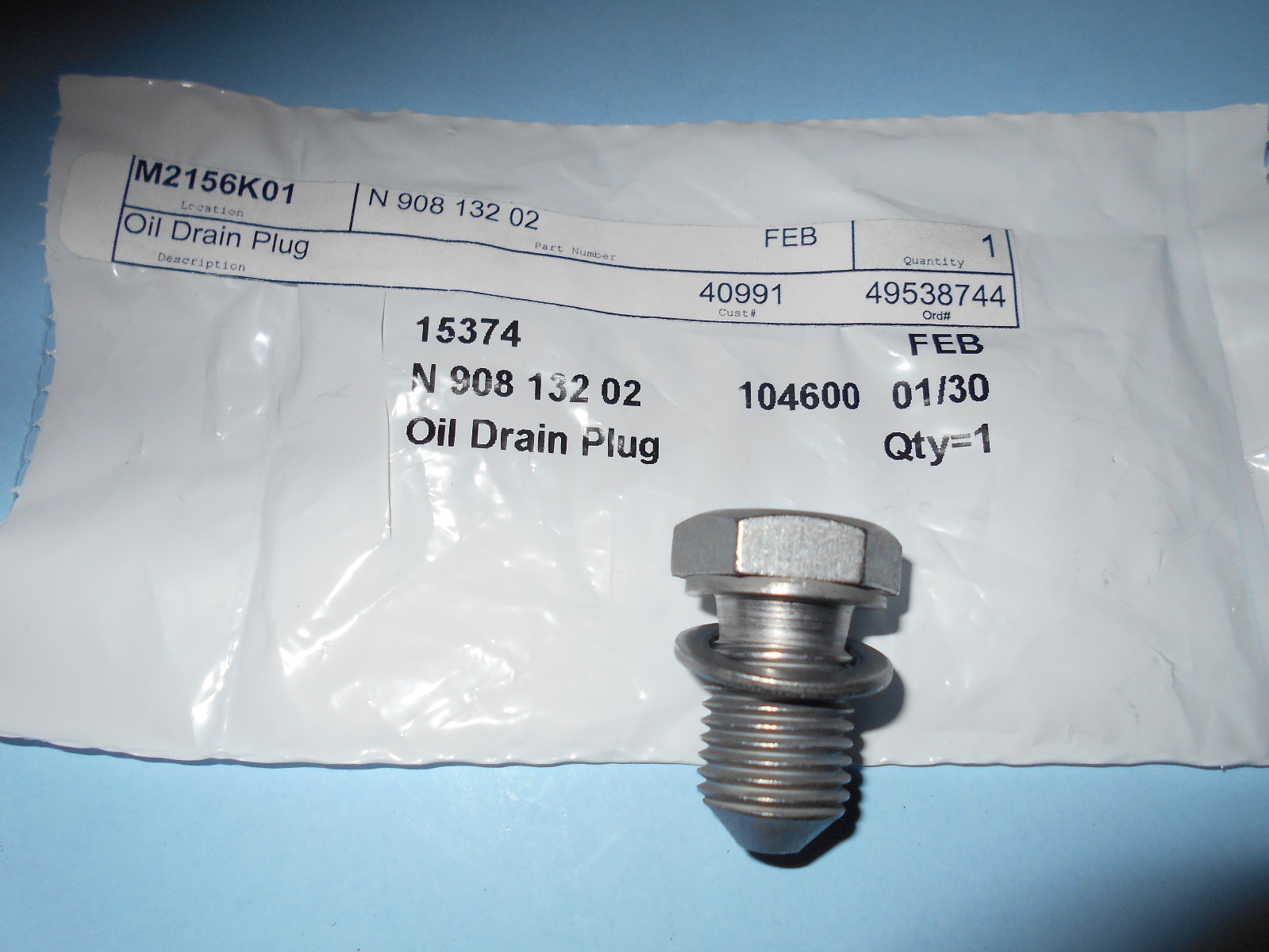 Bentley Continental W12 Oil Drain Plug & Audi A8 W12 Phaeton W12 Oil ...