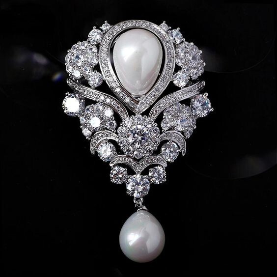 Glamorous Freshwater Pearl Vintage Design Brooch 925 Fine Silver Art ...