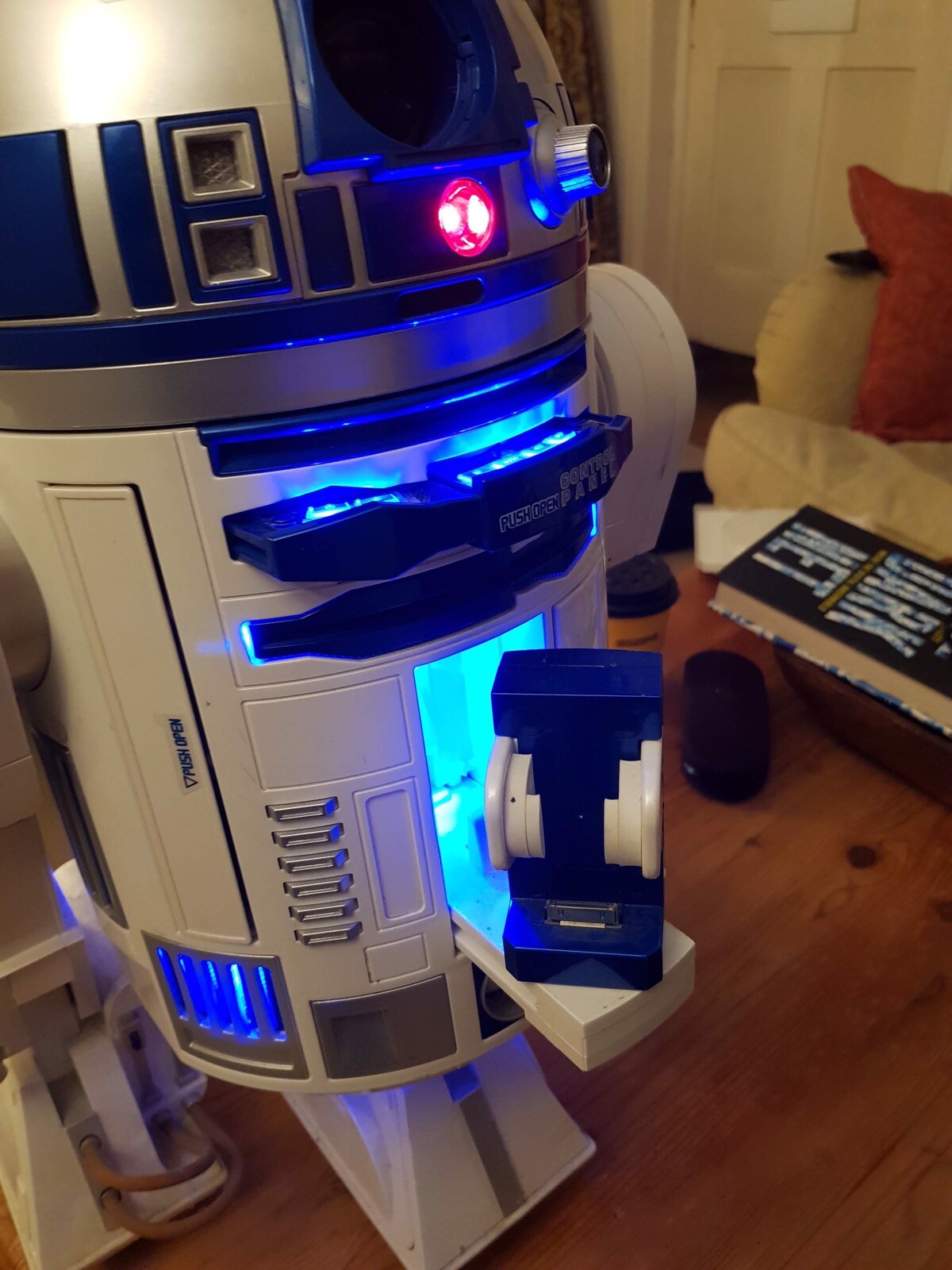 Star Wars R2D2 NIKKO remote control robot unit 2008 - has fault. | eBay UK