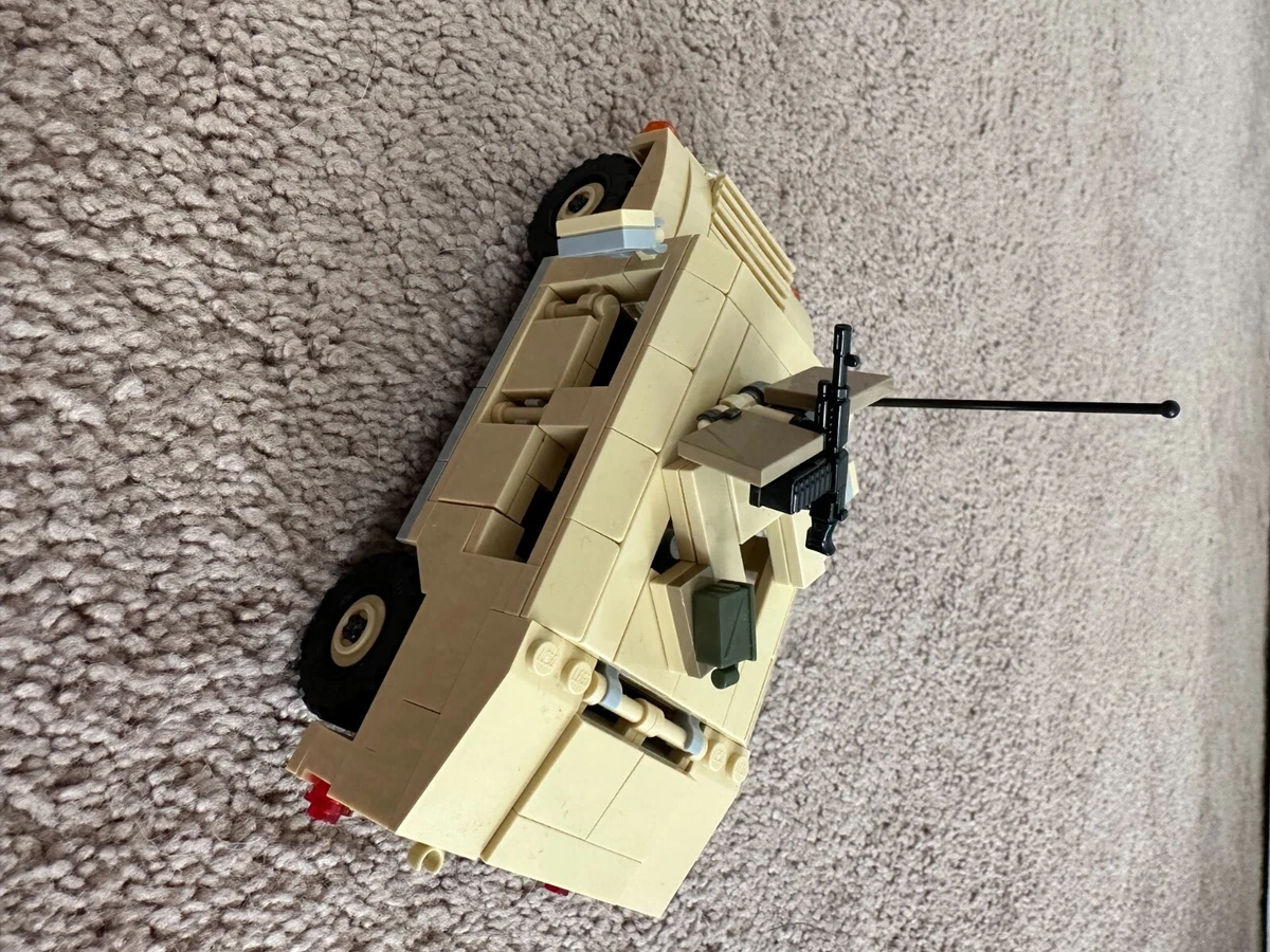 Lego Brickmania Humvee