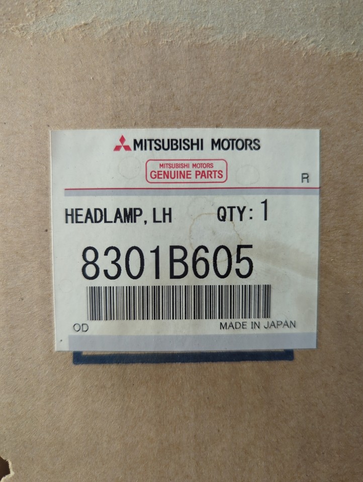 New OEM genuine Mitsubishi Headlight lamp 2009 Outlander Halogen ...
