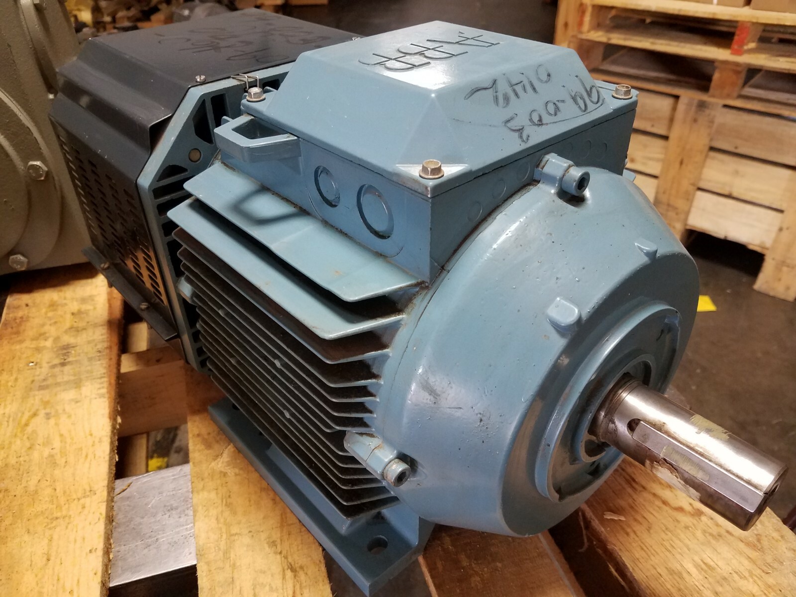 NEW ABB 3 KW (4 HP) BRAKE MOTOR / M2AAA1328 | eBay