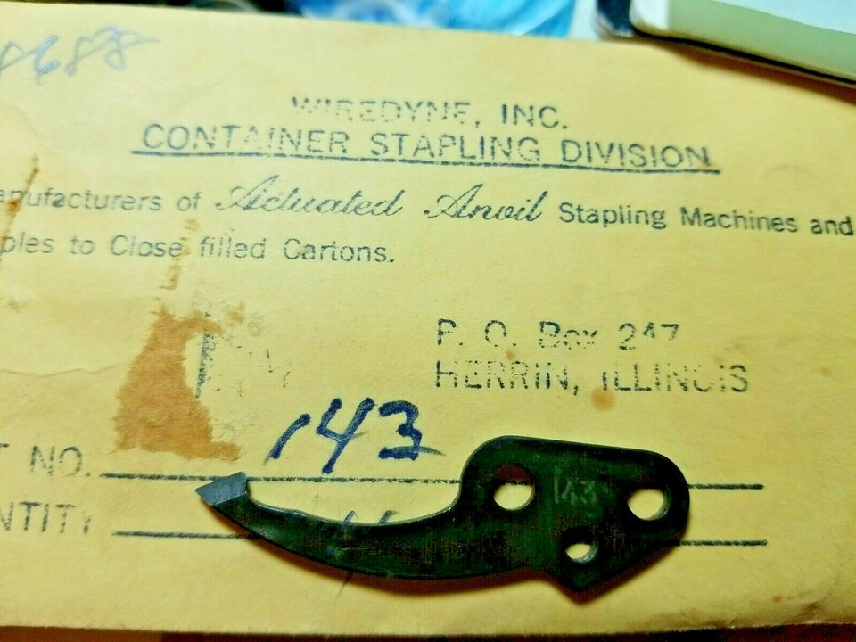 143 CONTAINER STAPLING CORP Anvil 143 Wiredyne Actuated Carton Stapling ...