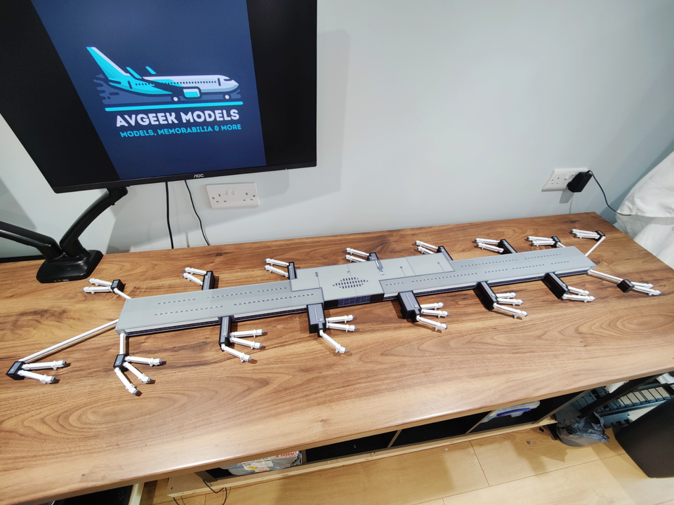 LONDON HEATHROW TERMINAL 2 PIER (T2B) 1:400 Scale Diorama Model Airport ...