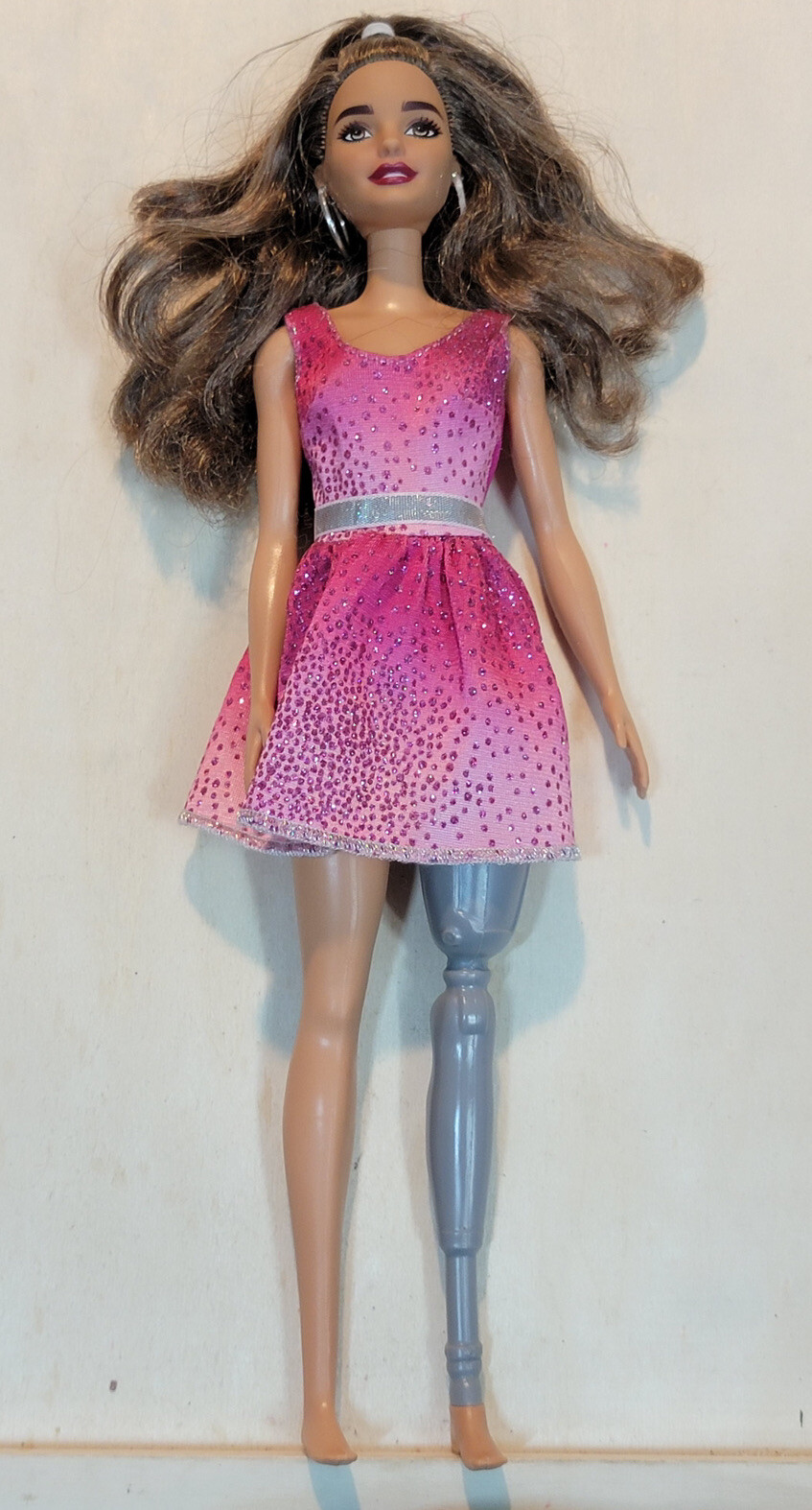 BARBIE GLAM FASHIONS Pink Glitter Fade Party Dress On Amputee Leg C330G ...