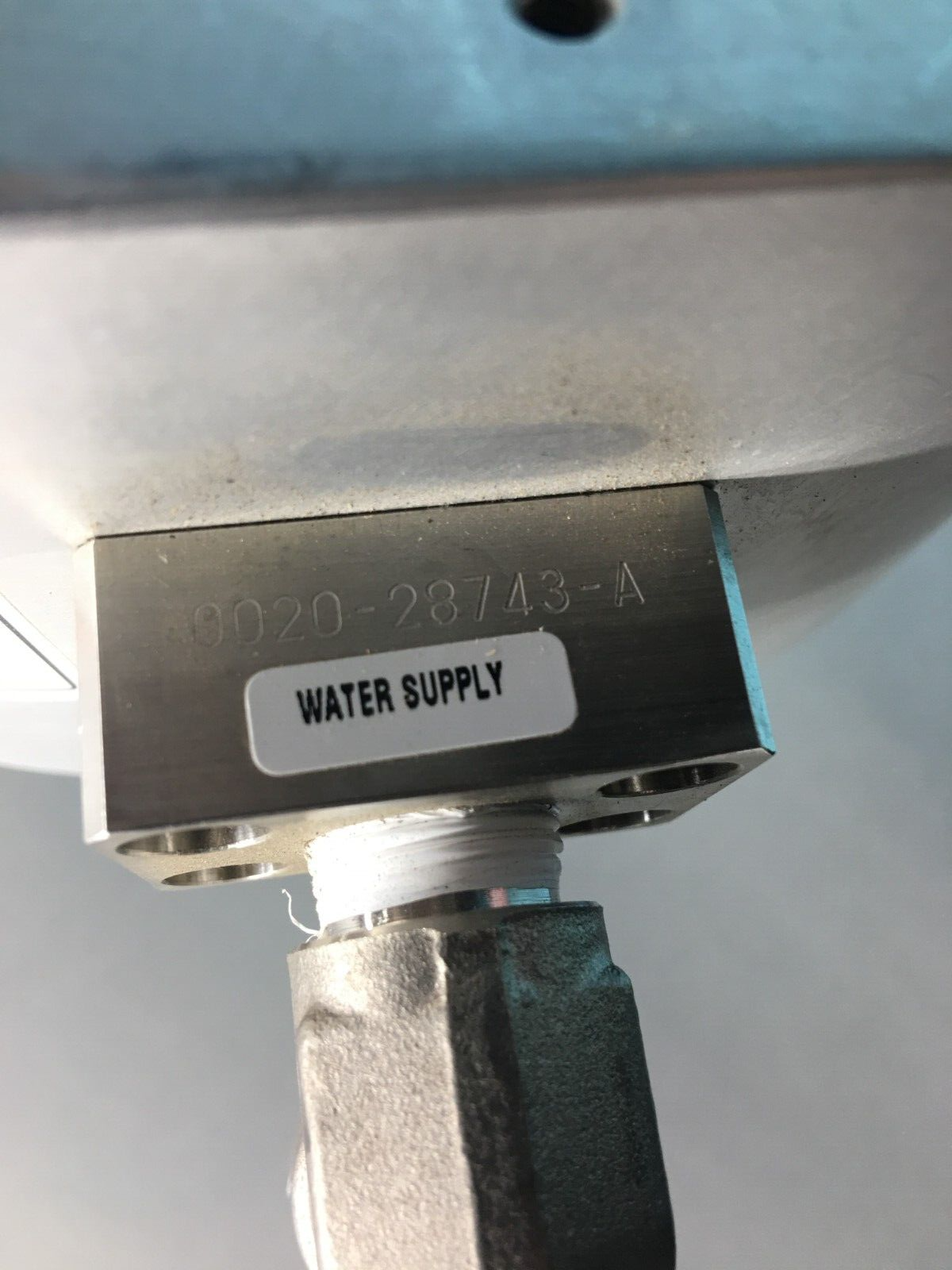 AMAT 0040-22274 CHAMBER ADAPTER + 2 AMAT 0020-28743 BLOCK, WATER IMP ...