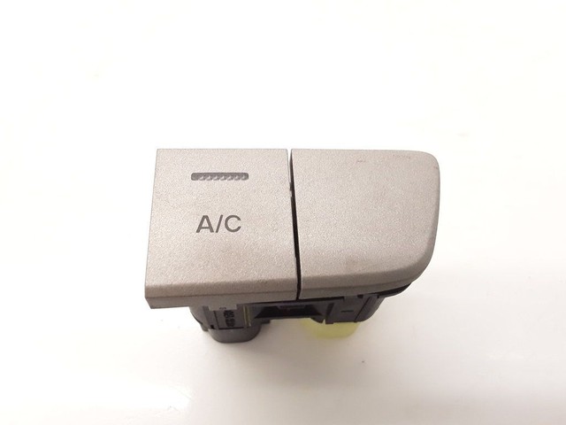 Mazda Tribute EP 2.3i 110kW 2005 Air conditioning AC switch ...