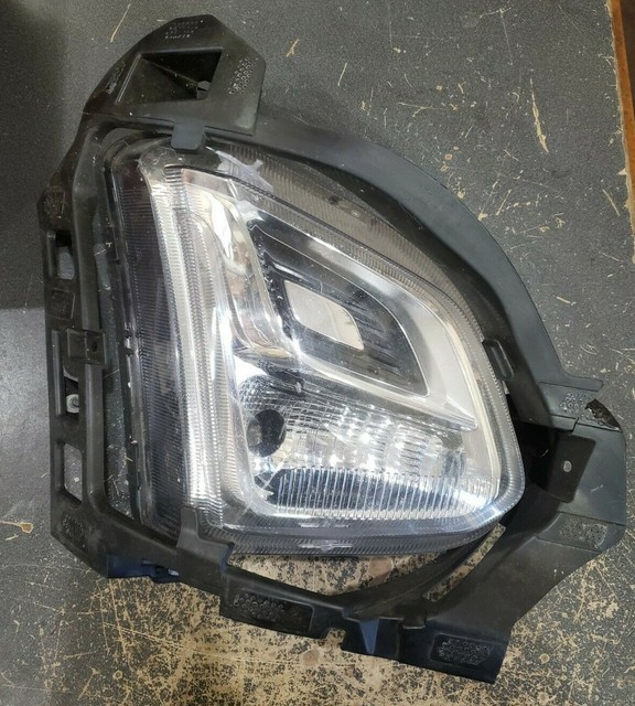 Passenger Corner Front Fog Lamp OPT T3u 84226246 Fits 2018 Chevrolet ...