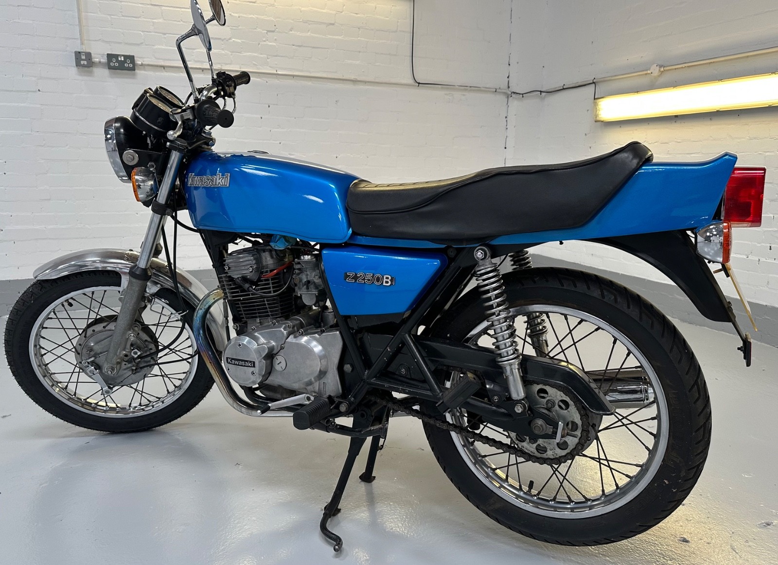 1981 Kawasaki Z250 15k - Bike Years - 1980s