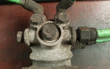 MRAP Navistar 3570617c91 Bendix 5009178 Rv040 Air Brake Valve for sale ...