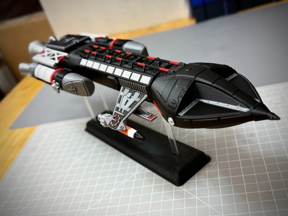 Mark MK-IX MK IX Hawk Space 1999 Display Model 19in. (SPACE BLACK LARGE ...