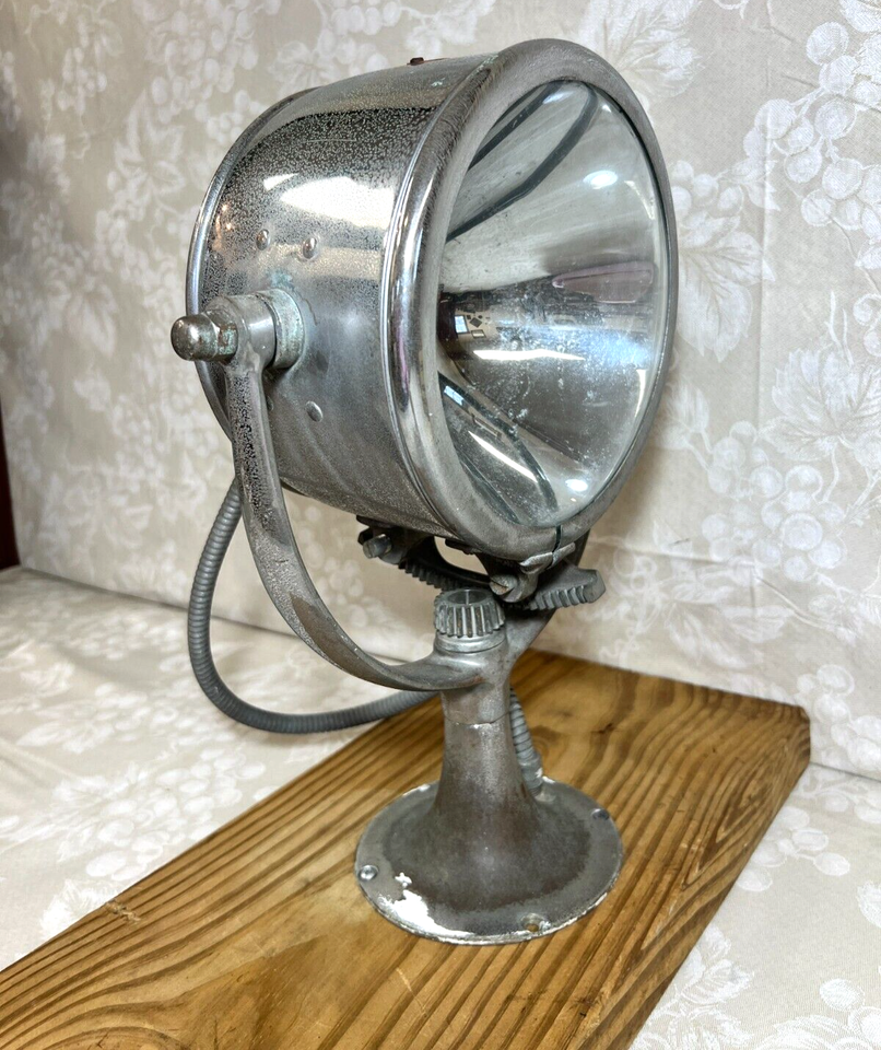 Vintage Chris Craft Yacht Spotlight Half Mile Ray Portable Light Co ...