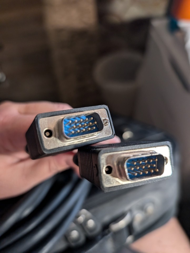 Casio - Super Slim XGA DLP Projector XJ-S41BB, looks brand new, comes ...