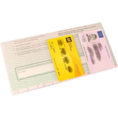 PLASTIC DRIVING LICENCE WALLET HOLDER COVER FOR PHOTO & PAPER D740 NEW ...