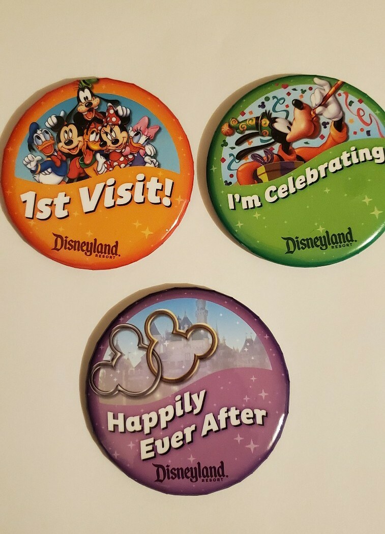 Disneyland Button -Lot of Buttons.I'm Celebrating, 1st visit, happily ...