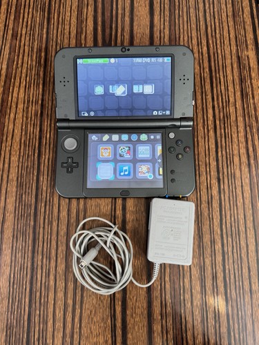 “New” Nintendo 3DS XL Gray Black Console with Charger - US Version ...