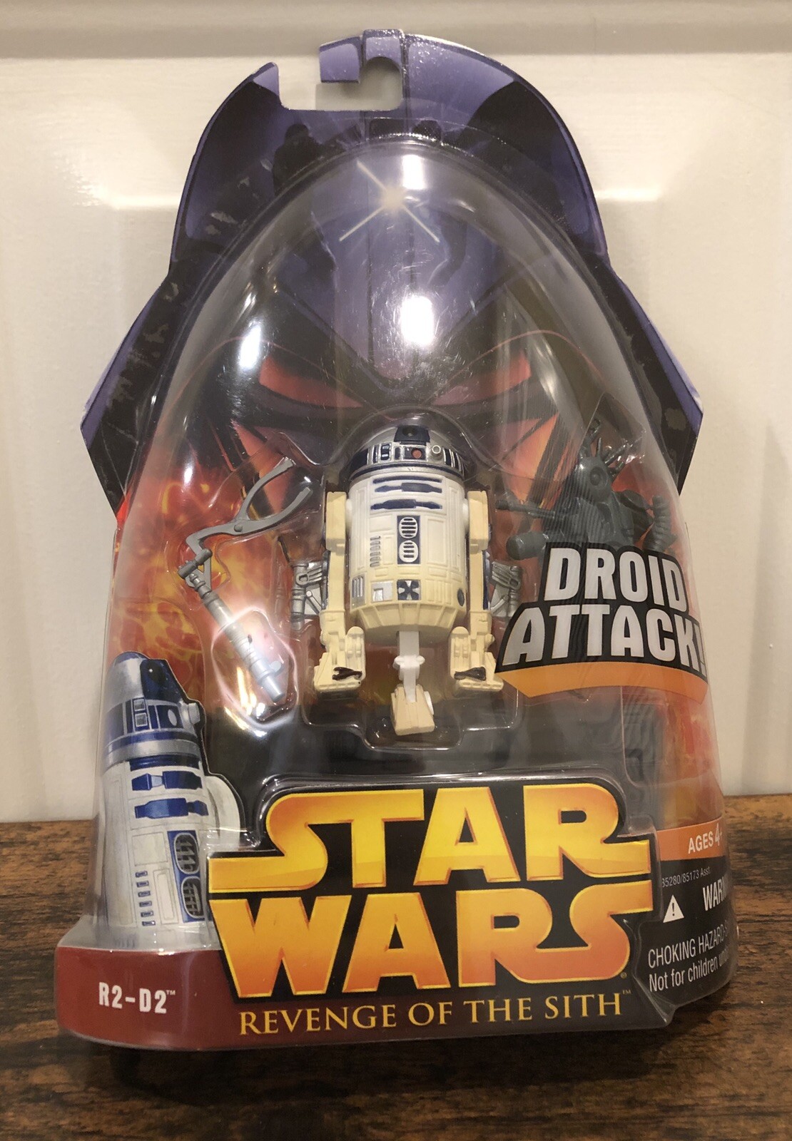Hasbro STAR WARS Revenge of the Sith R2-D2 Droid Attack Action Figure ...