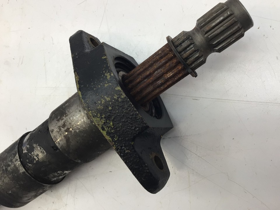 JOHN DEERE 400 420 430 FRONT AXLE PTO PIVOT & SHAFT AM35537 AM134143 ...