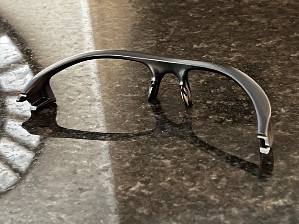 NEW Oakley FLAK JACKET XLJ arms ,stems OR CENTER FRAME PARTS ...