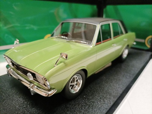 Cult 1:18 Ford Cortina 1600E 1970 Metal Green Car Model | eBay UK
